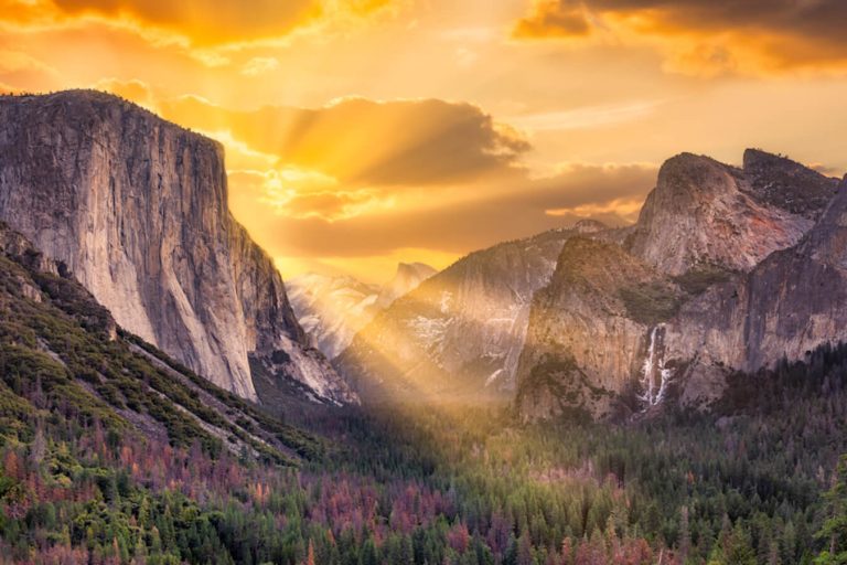 Tunnel View - Yosemite National Park